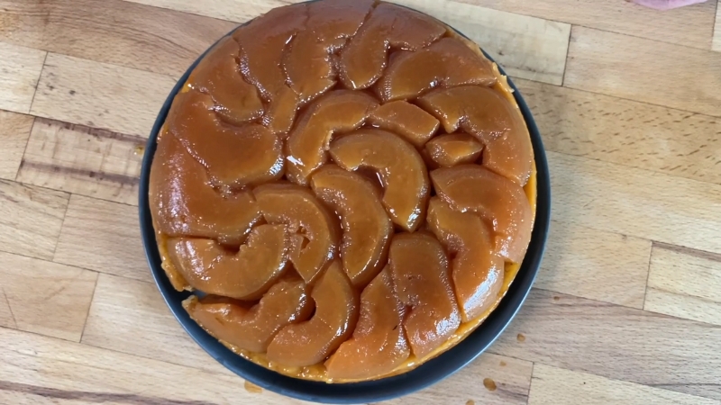 Classic French Tarte Tatin Recipe - A Step-by-Step Guide - Delice ...